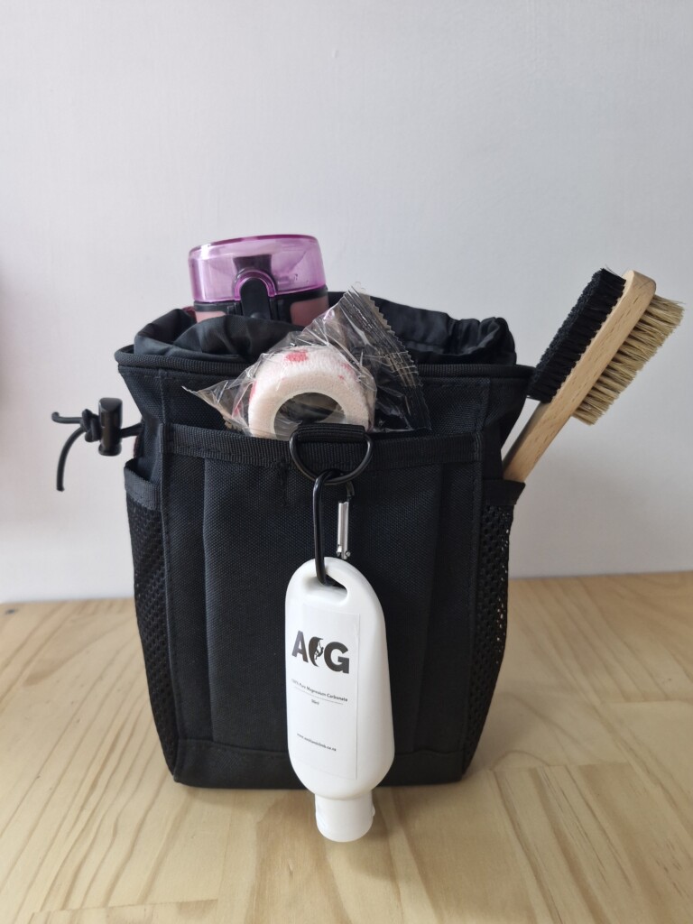 Outdoor Climbing Pouch – Auckland Climbing Gym